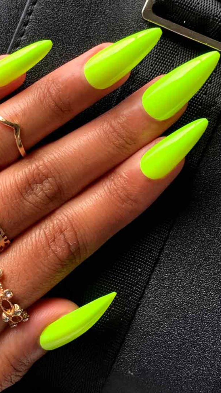 25 Summer Nails Almond (Your Next Manicure) - Stylish Hair Ideas