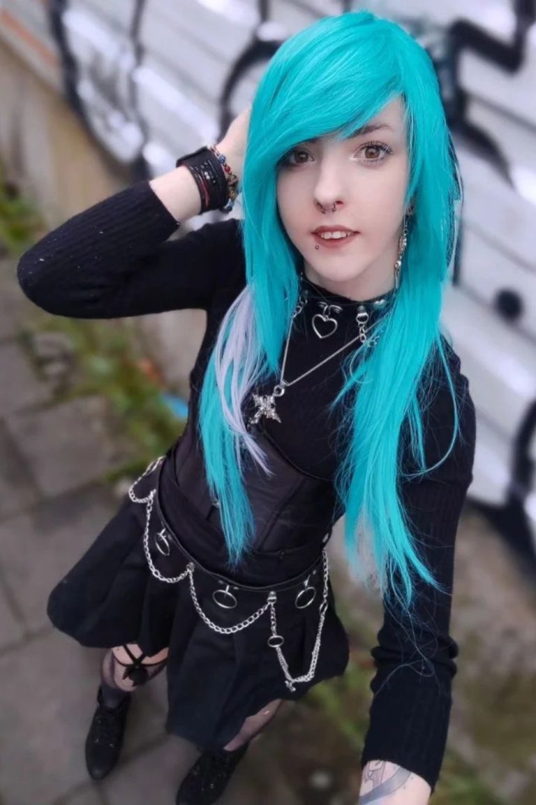 27 Emo Scene Hair Ideas - Stylish Hair Ideas