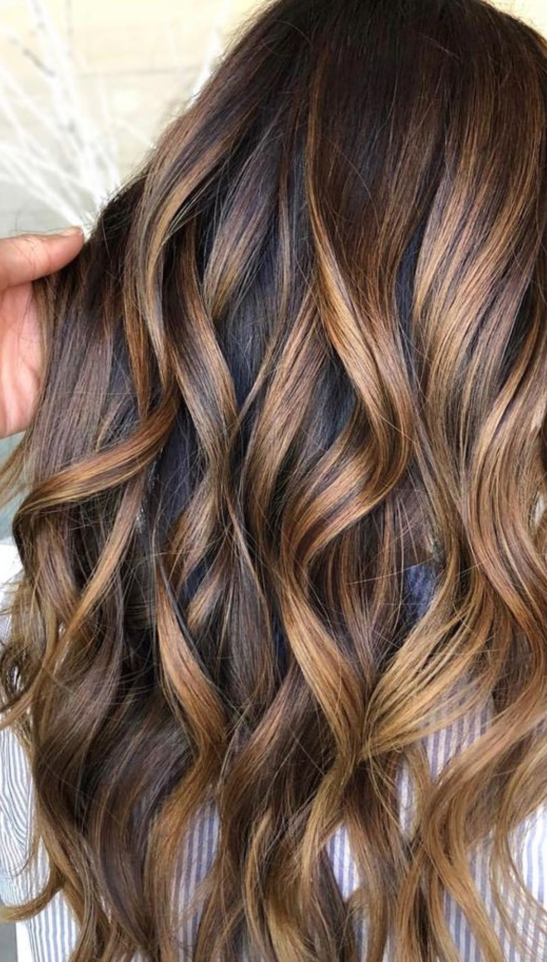 15 Butterfly Haircuts - Stylish Hair Ideas