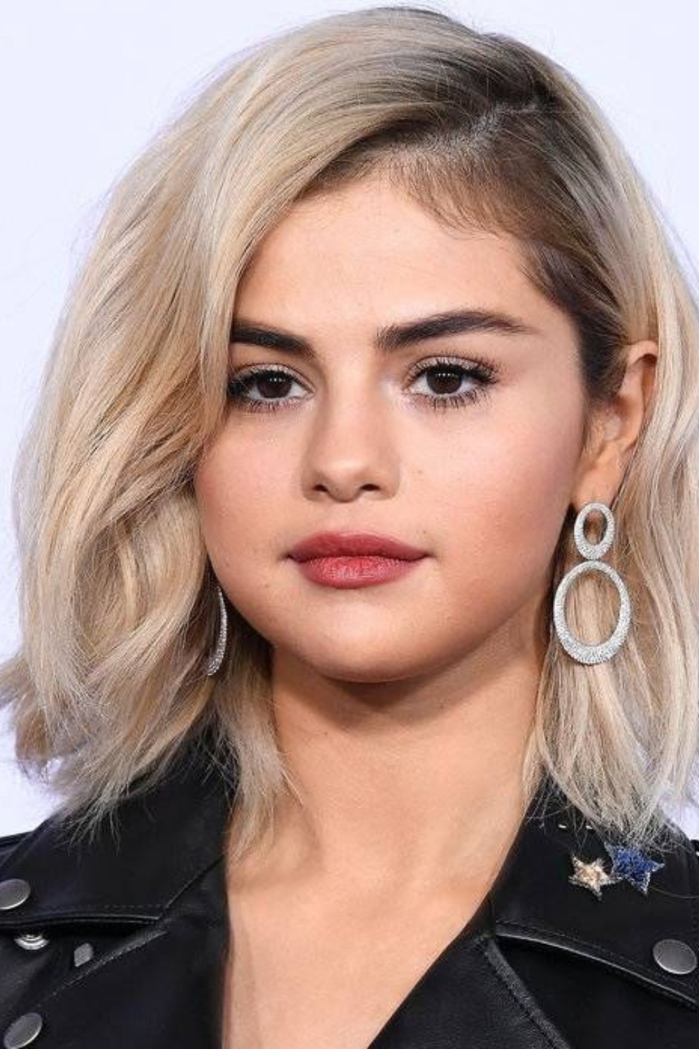 35 Hairstyles for Round Faces - Stylish Hair Ideas