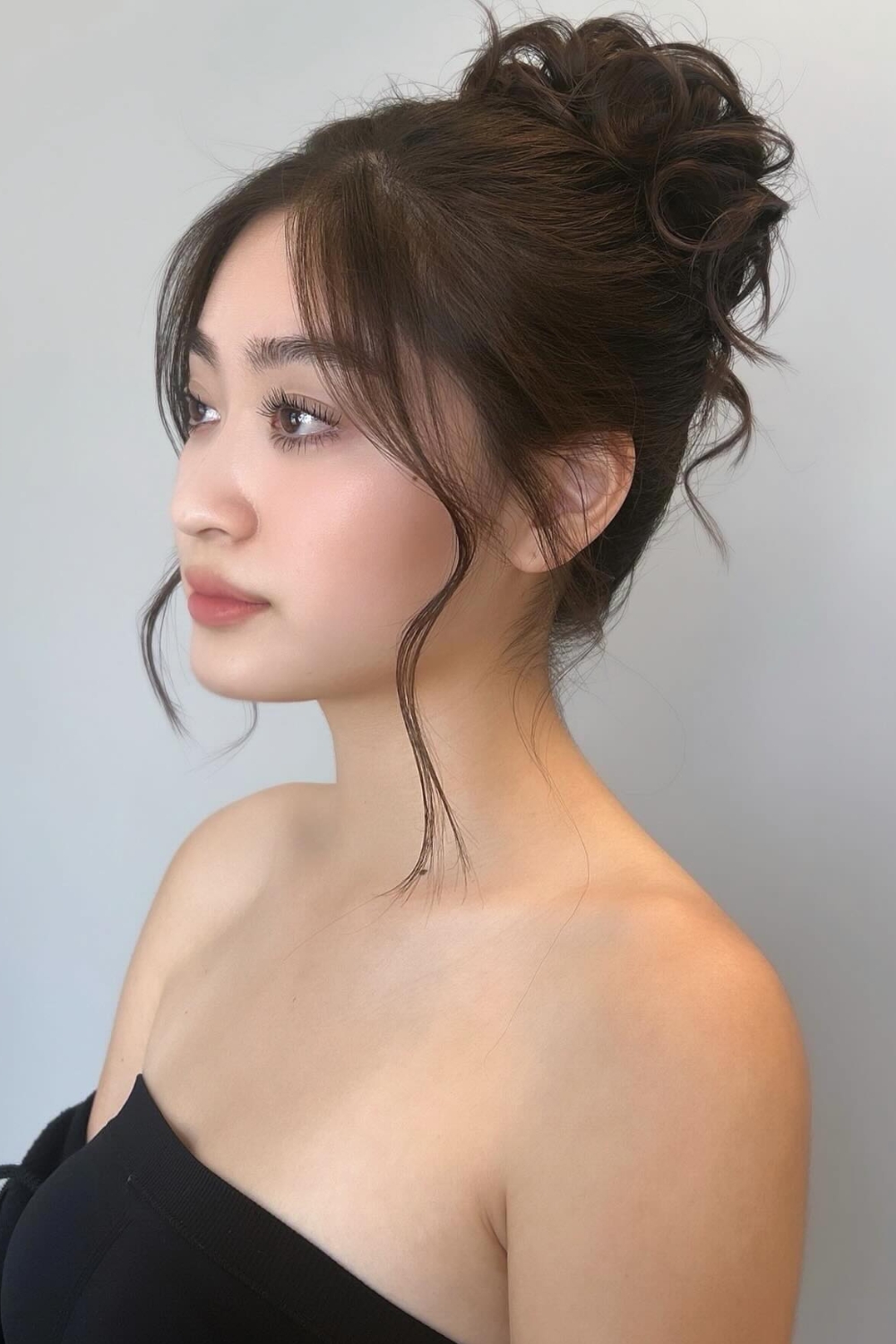 27 Top Knot Bun - Stylish Hair Ideas