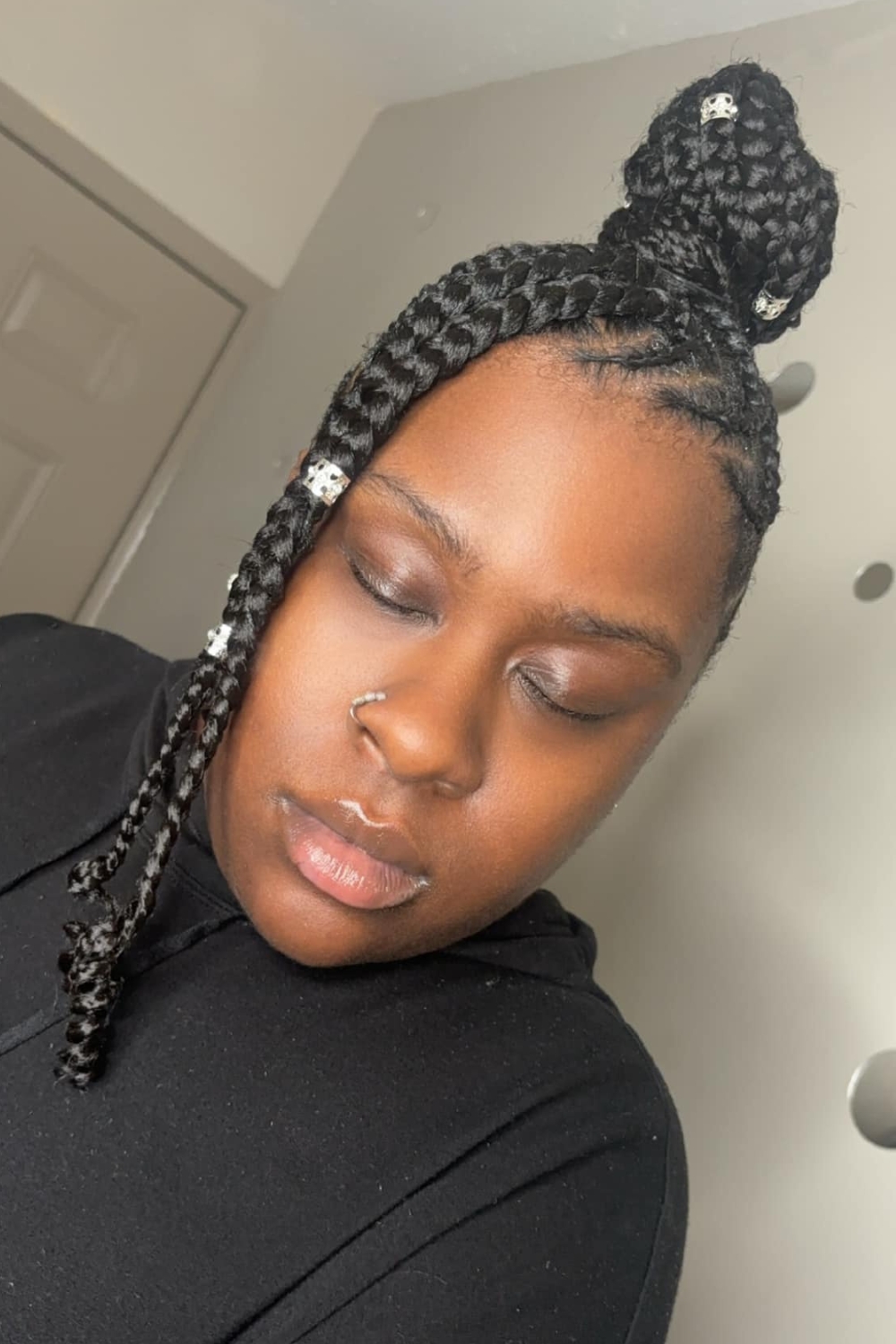 27 Top Knot Bun - Stylish Hair Ideas