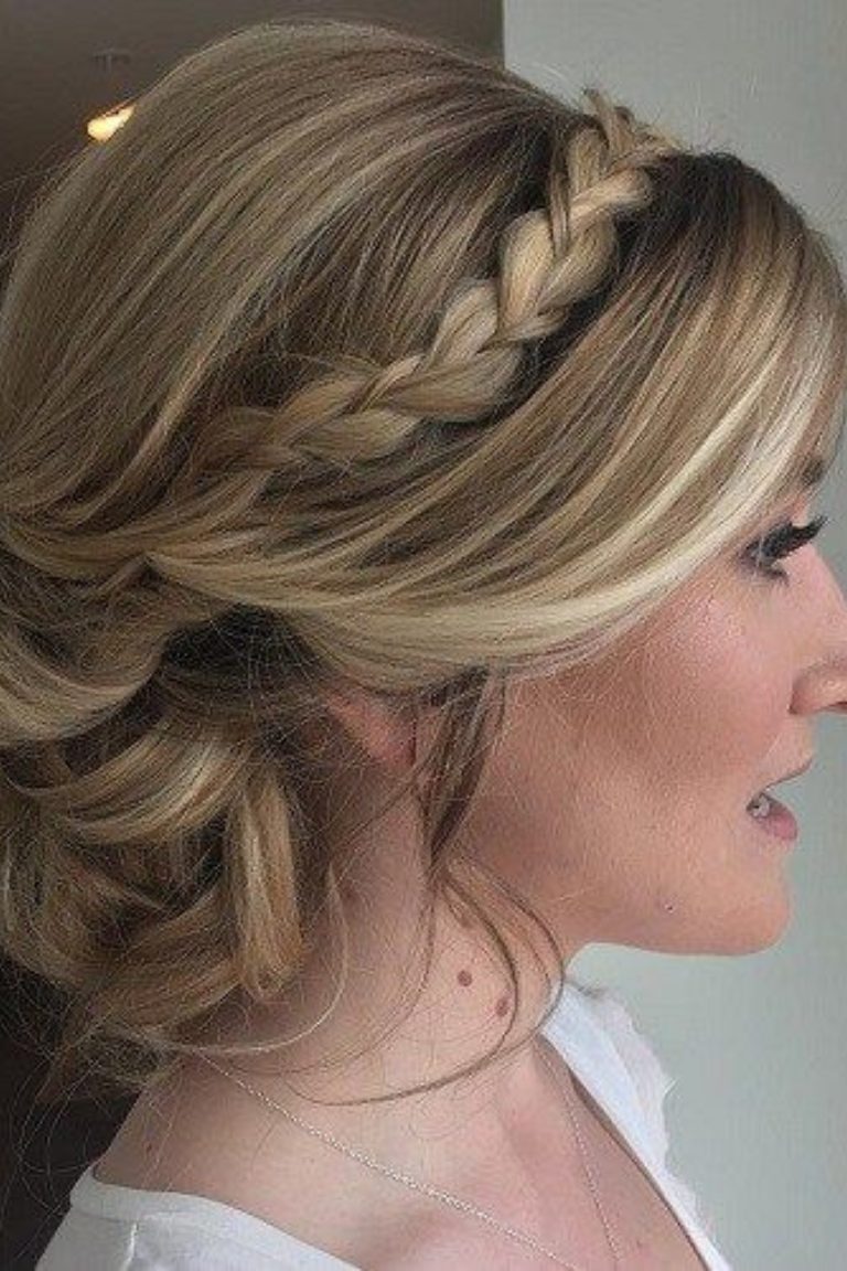 27 Top Knot Bun - Stylish Hair Ideas