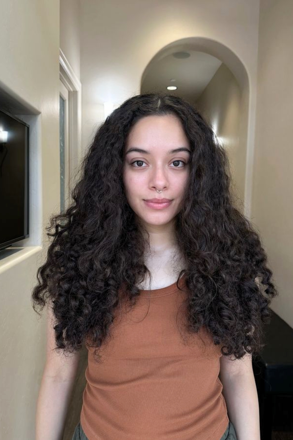 35 Long Curly Hair Cuts With Layers - Stylish Hair Ideas