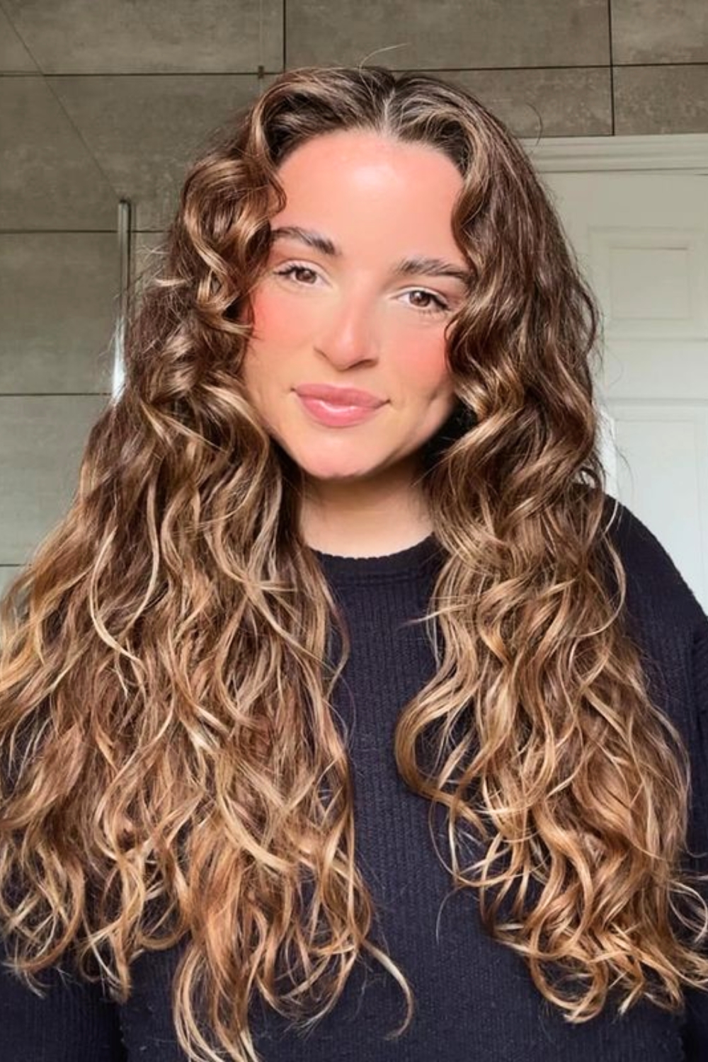 35 Long Curly Hair Cuts With Layers - Stylish Hair Ideas