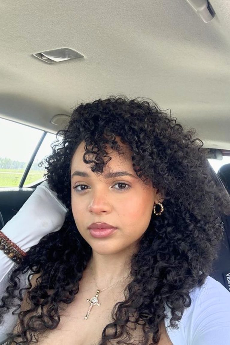 35 Long Curly Hair Cuts With Layers - Stylish Hair Ideas