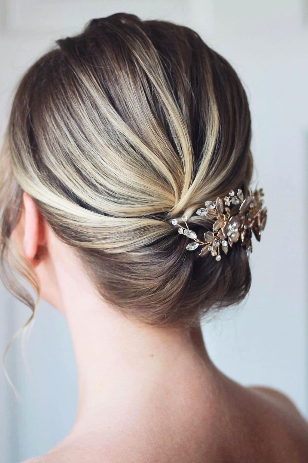 40 Quick Updos For Short Hair Ideas - Stylish Hair Ideas