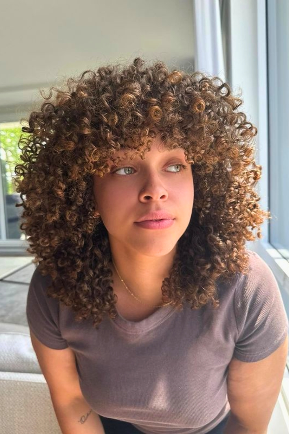 79 Beautiful Mid-Length Curly Hair Ideas - Stylish Hair Ideas