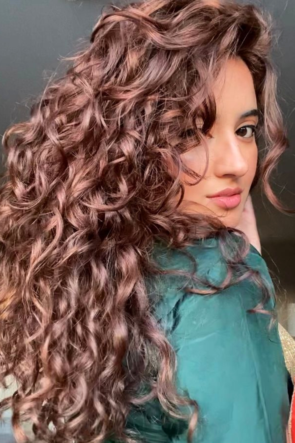 79 Beautiful Mid-Length Curly Hair Ideas - Stylish Hair Ideas