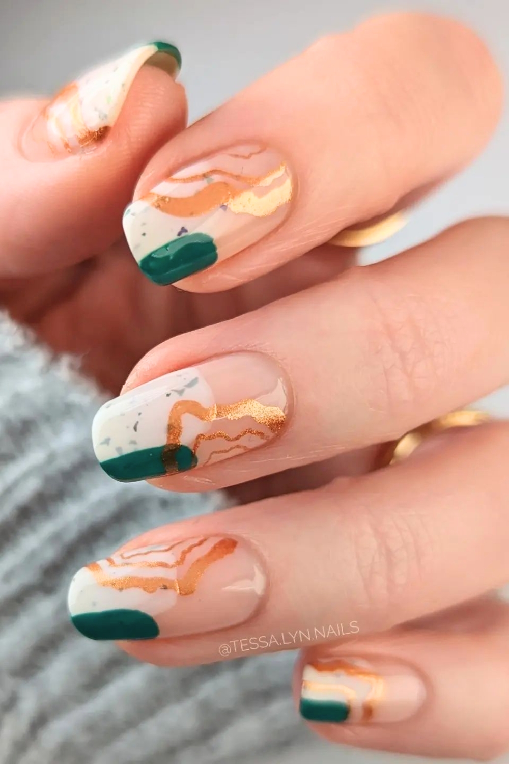 28 Fall Transition Nail Colors - Stylish Hair Ideas