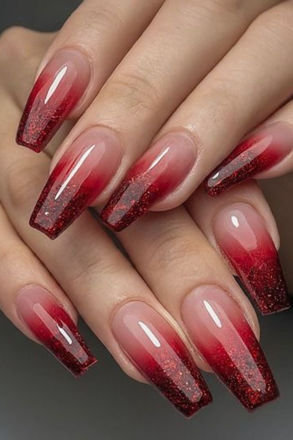 27 Stunning Winter Christmas Nails - Stylish Hair Ideas
