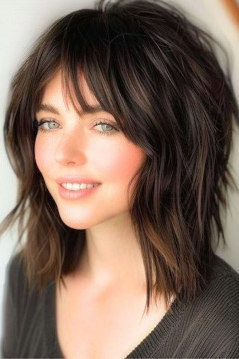 30 Stunning Medium Shag Hairstyles - Stylish Hair Ideas