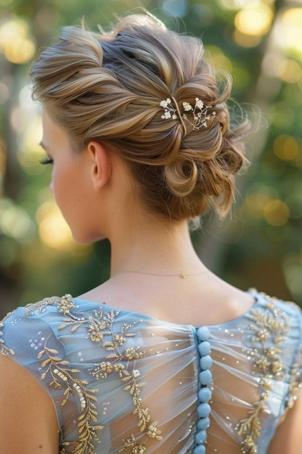 28 Best Prom Hairstyles for Medium Hair - Stylish Hair Ideas