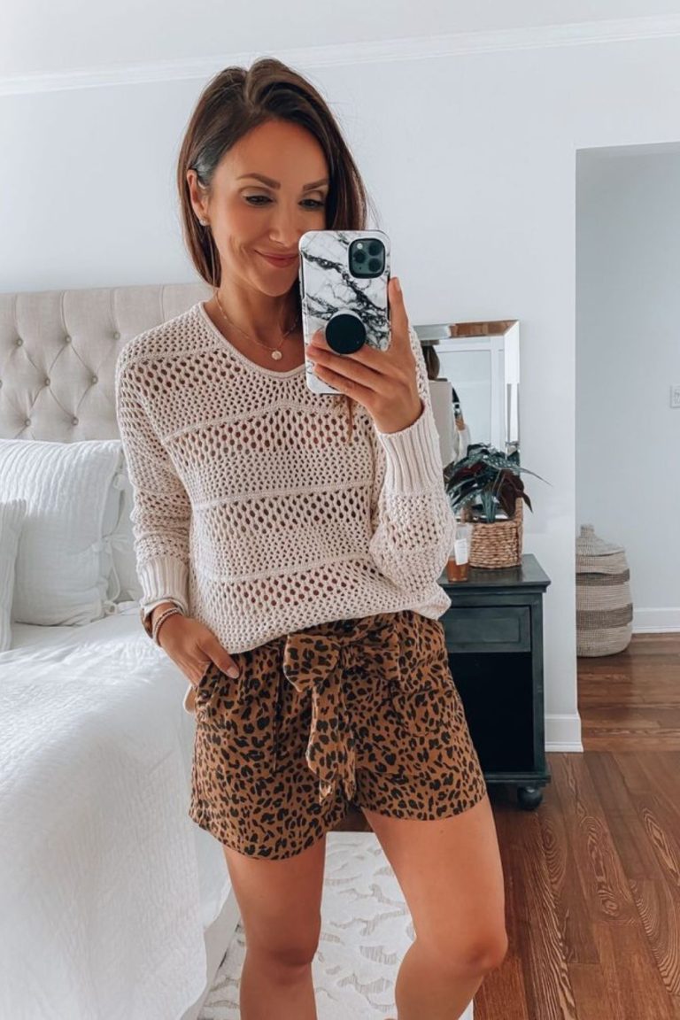 29 Stunning Cheetah Print Shorts Outfit Ideas - Stylish Hair Ideas