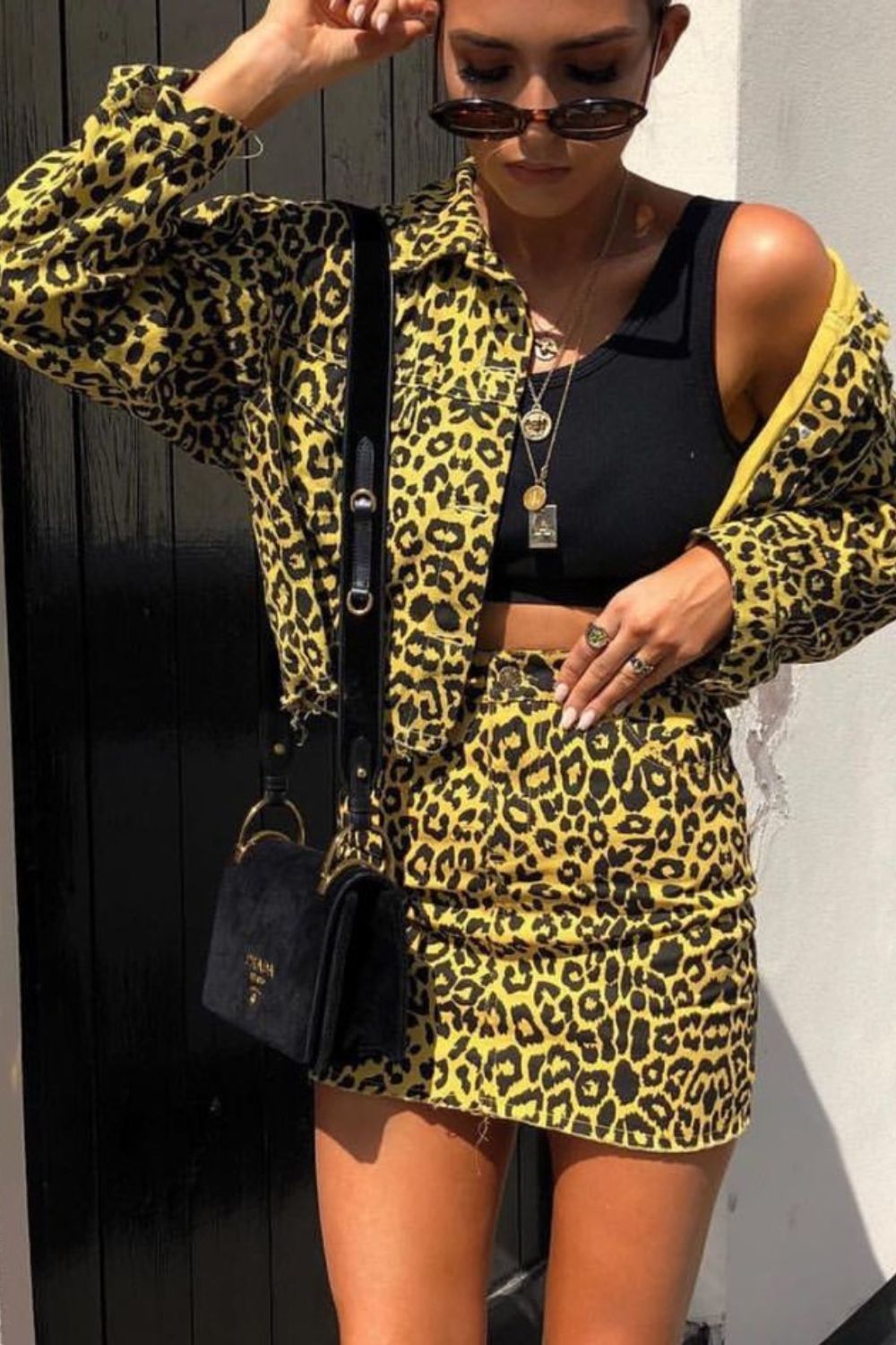 29 Stunning Cheetah Print Shorts Outfit Ideas - Stylish Hair Ideas