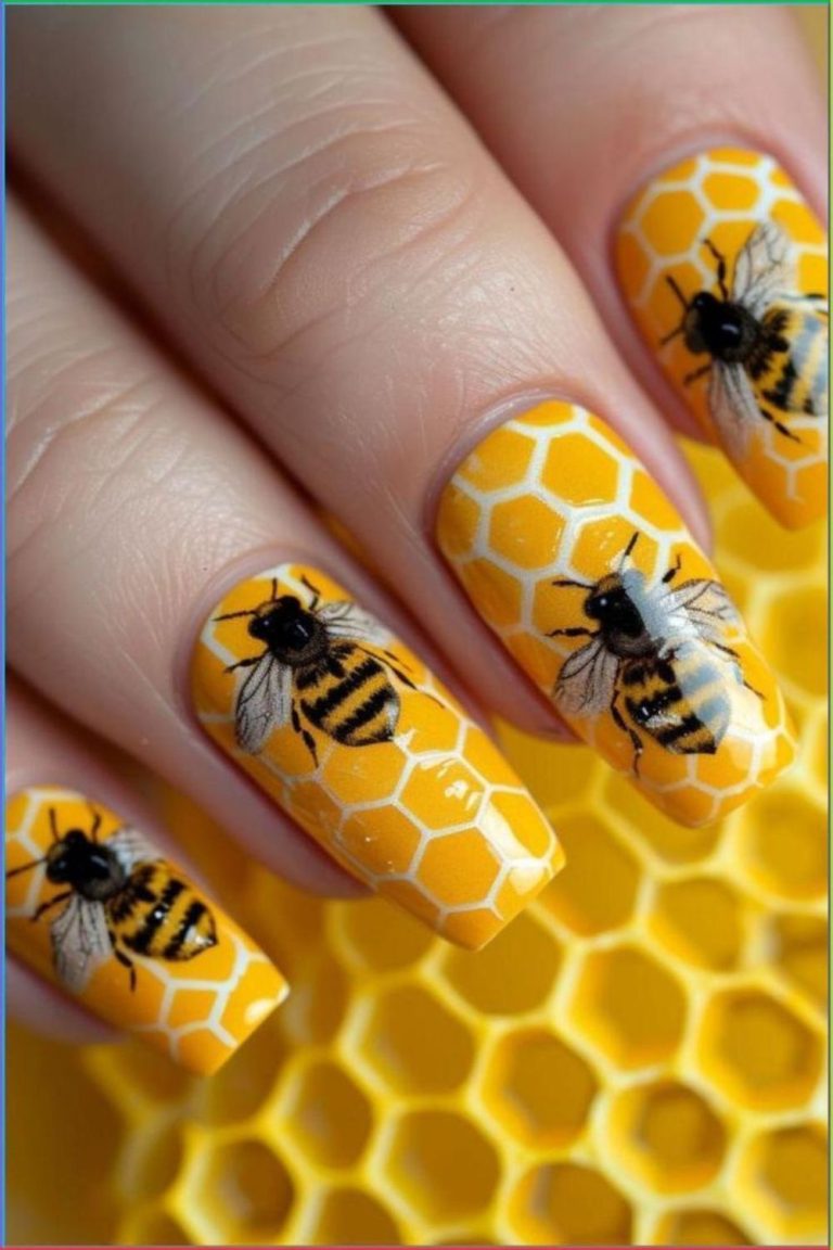 32 Stunning Bumblebee Nails - Stylish Hair Ideas