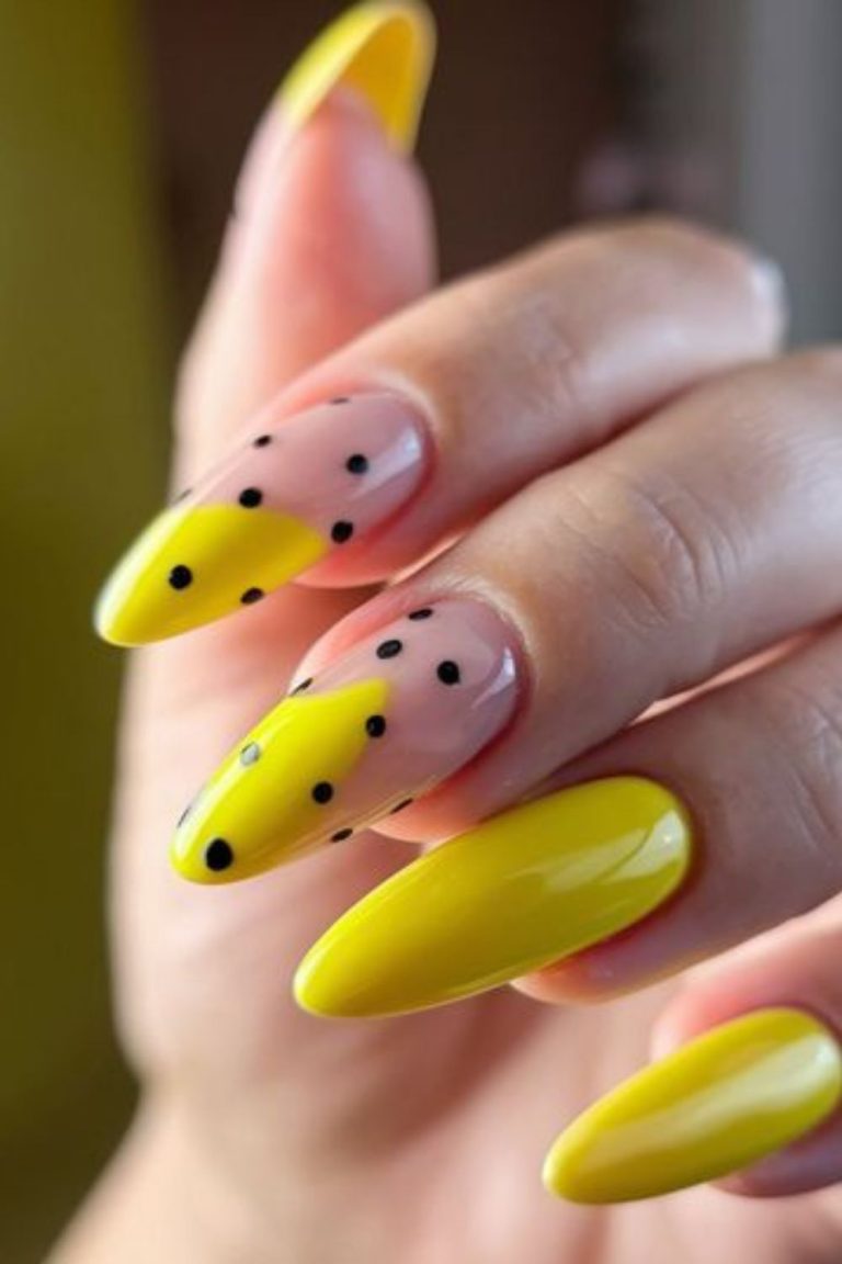 30 Beautiful Vacation Nails Summer - Stylish Hair Ideas