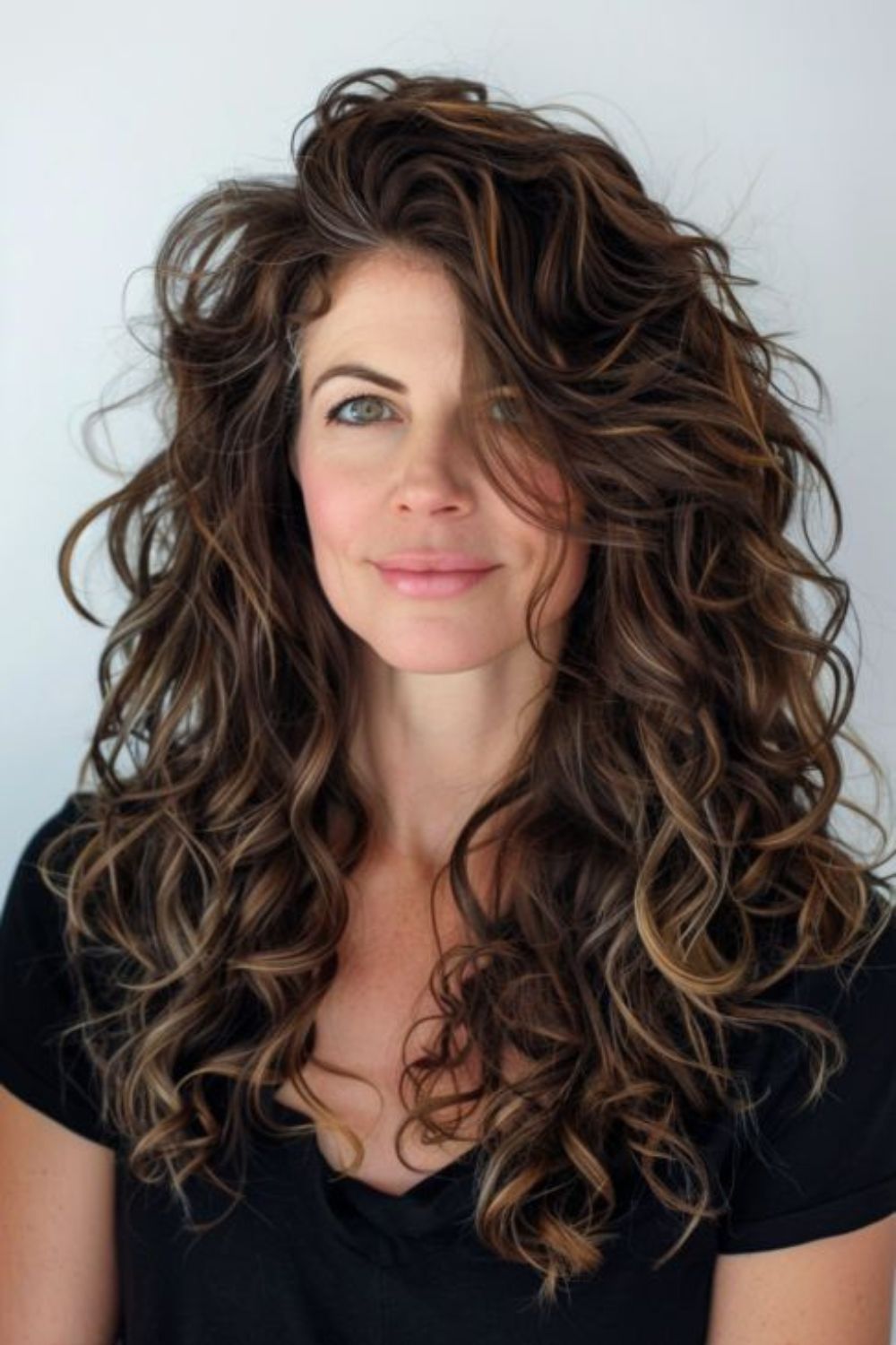 30 Gorgeous Long Hair Older Women Over 50 Ideas - Stylish Hair Ideas